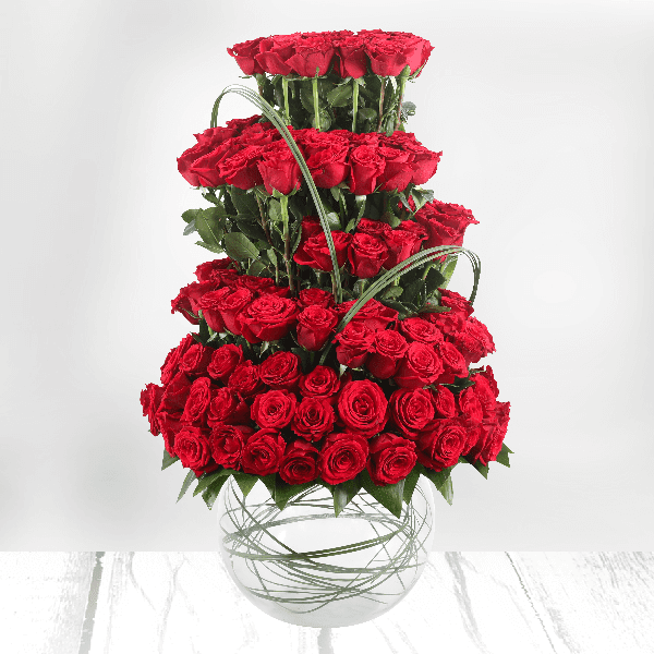 Amazing Roses | Red Roses in Vase | Juneflowers.com